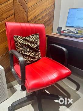 Old Chair Buy Sell Used Furniture in India OLX