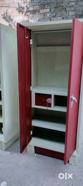 Almirah Buy Sell Used Beds Wardrobes in Uttar Pradesh OLX