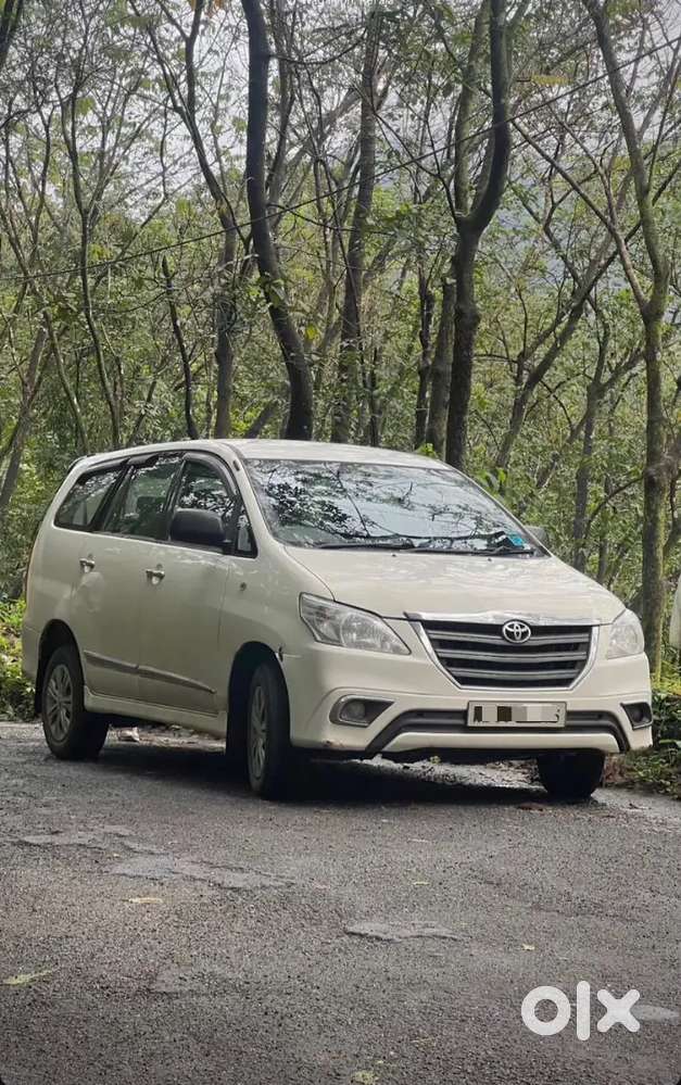 Toyota Innova 2014 Diesel 110000 Km Driven - Cars - 1827160754