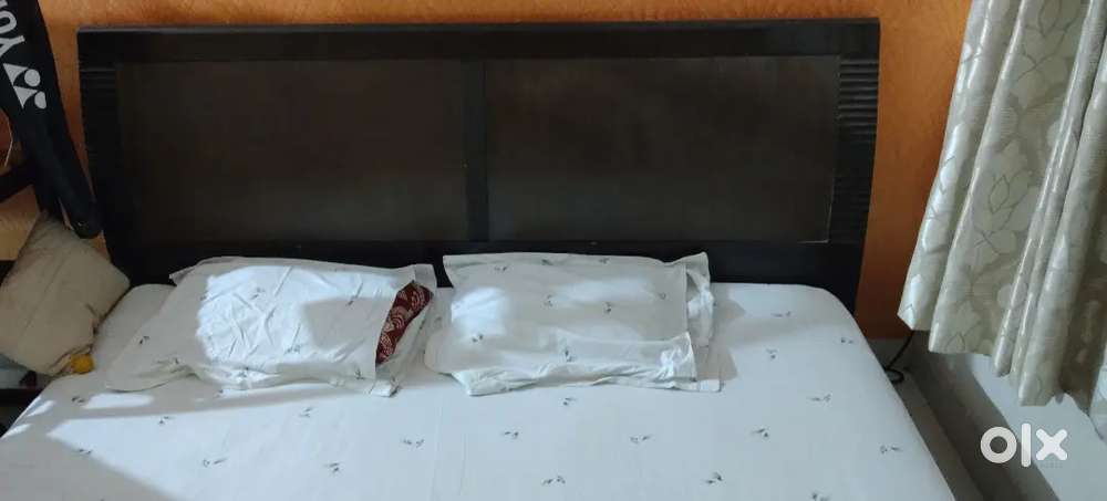 King size Bed, 7ft x 6 ft in excellent condition - Beds & Wardrobes ...