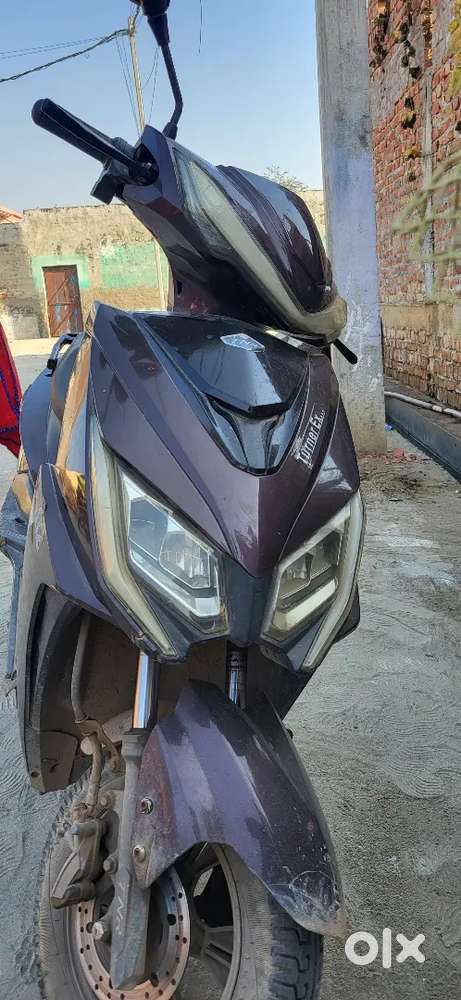 TNR Electric Scooty - Scooters in Pali Khera, Mathura - 1829410756