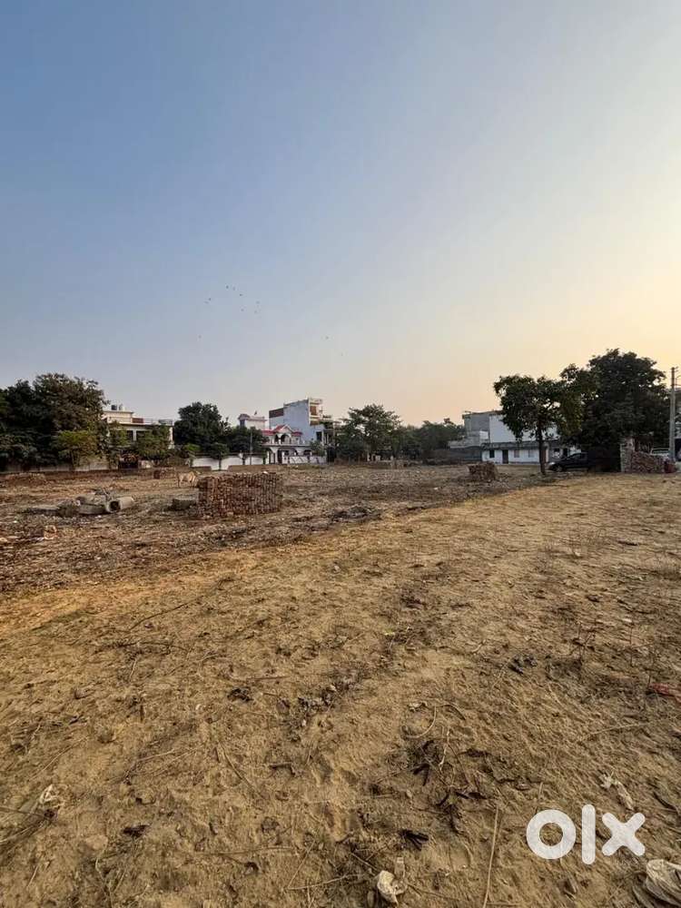 Residental एंड commercial land near city public sch(maha padam sweets ...