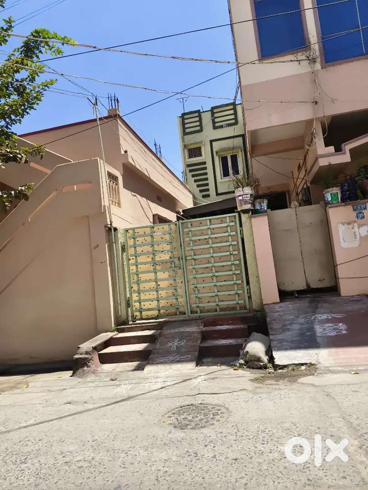 West facing dupex house for sale (95 Sqyards) - For Sale: Houses ...