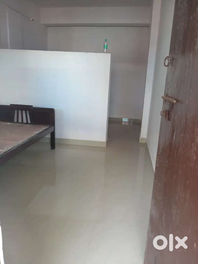 Studio room for rent! - For Rent: Houses & Apartments - 1809306619