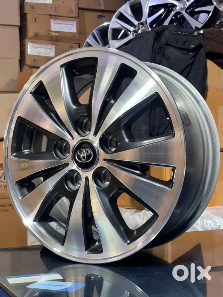 Innova Z 15 inch Brand new set of 4 Toyota original wheels Innova ...