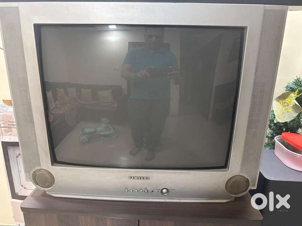 Old Samsung TV - TVs, Video - Audio - 1794717621