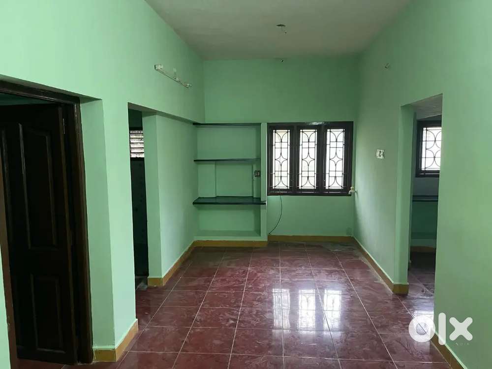 2BHK on First floor for rent - For Rent: Houses & Apartments - 1807205495