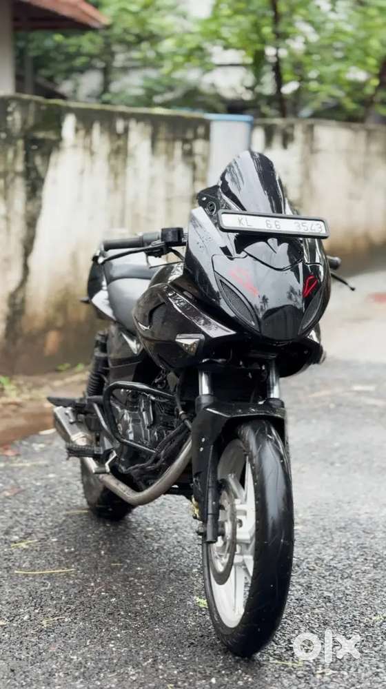 NEAT CONDITION MODIFIED PULSAR 220-F - Motorcycles - 1810326904