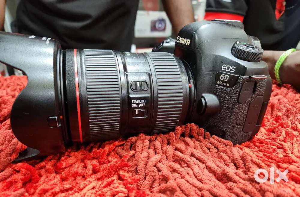 Emergensy sale Canon EOS 6D Mark II DSLR Camera with 24-105mm f/4L II ...