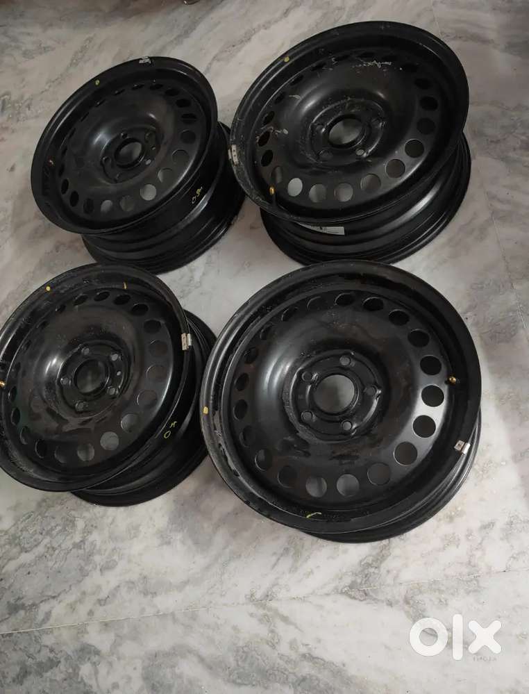 Tata Nexon wheel rims selling and caps - Spare Parts - 1792209609