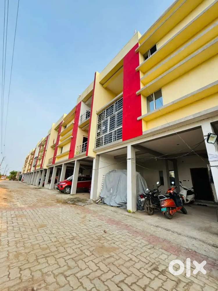 Lorenzo Apartments – Semi-Furnished, and Great Connectivity. - For Sale ...