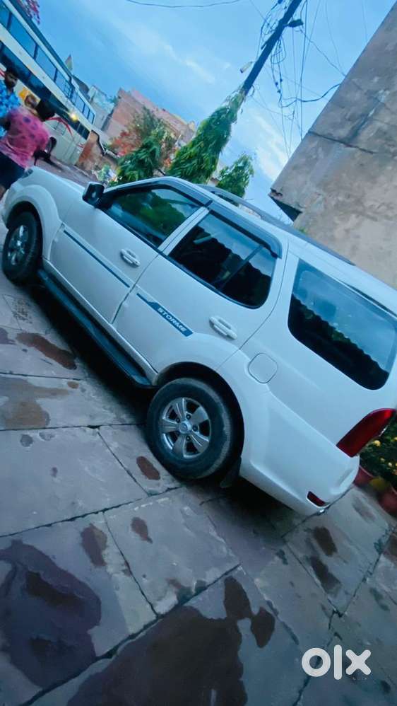Tata Safari Storme Diesel 65000 Km Driven - Cars - 1799155842