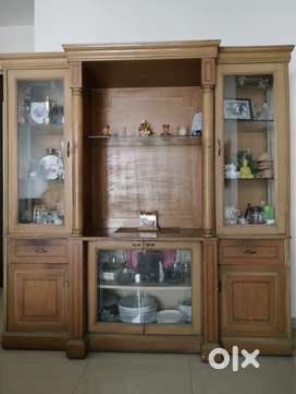 Crockery Cabinet Buy Sell Used Furniture in Mumbai OLX