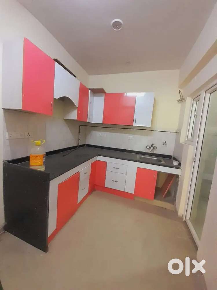 2 bhk semi furnished flat - For Rent: Houses & Apartments - 1753964447