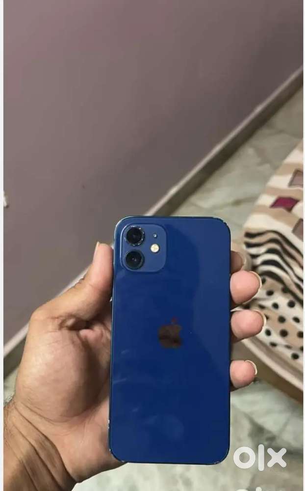 I phone 12 mini gb All original hai air paas nhi ho raha seal pack hai ...