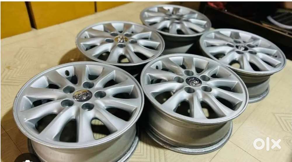 15 inch alloy wheel Toyota Innova - Spare Parts - 1806678279