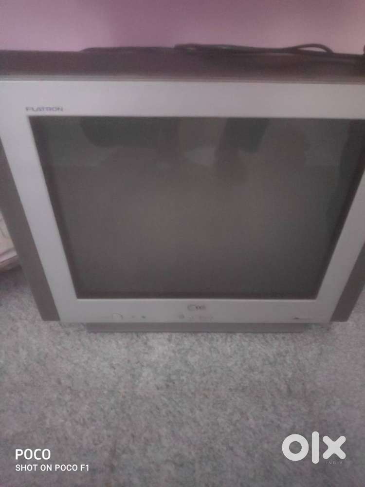 LG Flatron CRT, TV ,24 inches , 15 years old model - TVs, Video - Audio ...
