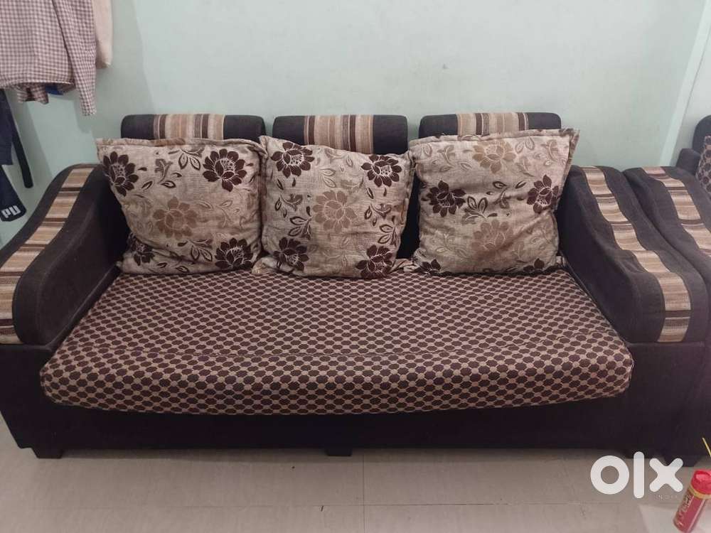 Old sofa set olx store