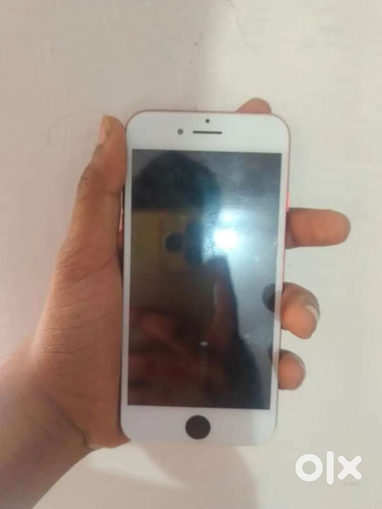 iPhone se 2020 with excellent condition - Mobile Phones - 1795335834