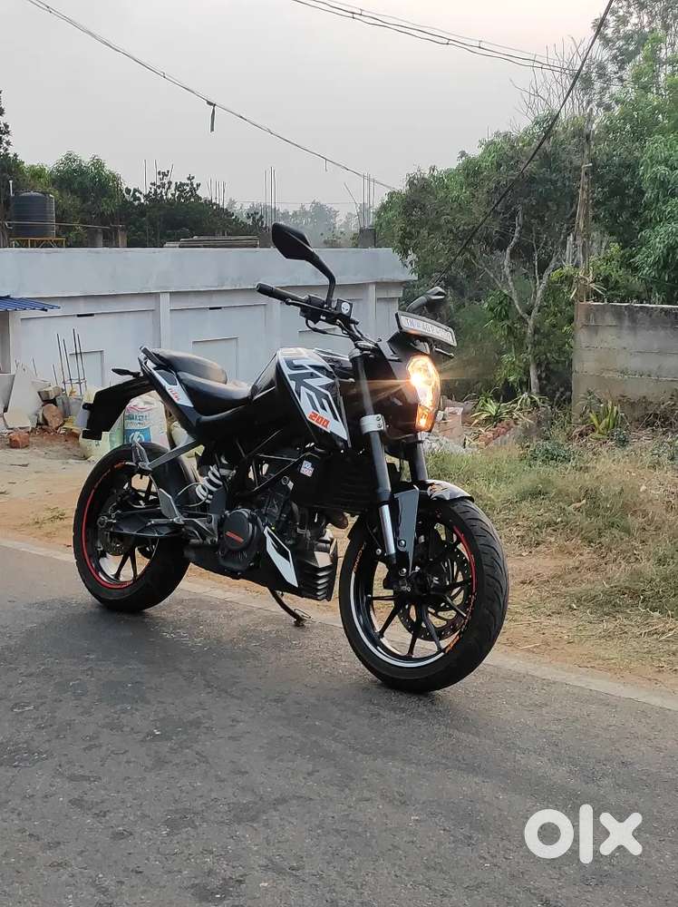 DUKE 200 BS3 [ TN 40 ] - Motorcycles - 1803709186