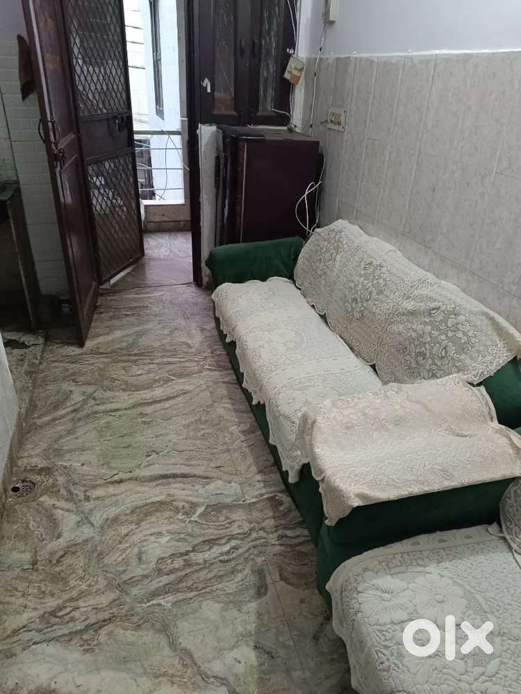 1 BHK FURNISHED ROOM FOR RENT IN SECTOR 3 ROHINI - For Rent: Houses ...