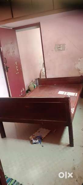 Wooden Cot Buy Sell Used Furniture in Coimbatore OLX