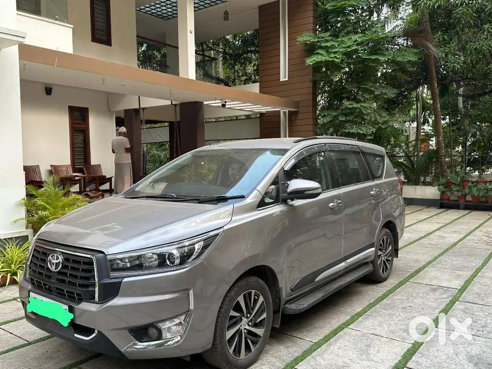 Toyota Innova Crysta 2017 Diesel 129000 Km Driven - Cars - 1814154332