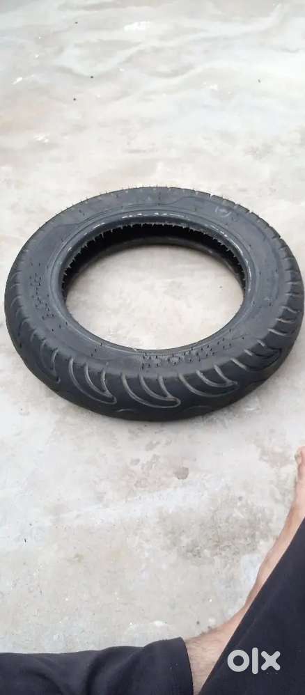 Scooty Tubeless Tyre - Spare Parts - 1818218818