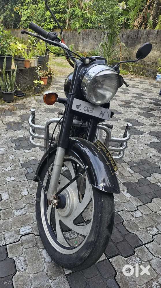 Old Model Bullet - Motorcycles - 1820262028