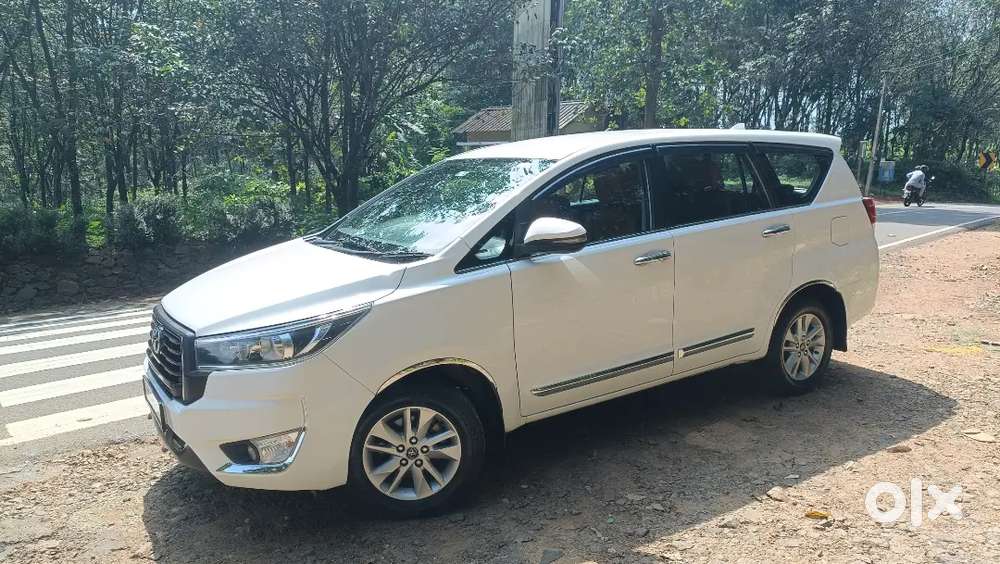 Toyota Innova Crysta 2018, 2.4 GX WHITE COLOUR - Cars - 1825764702