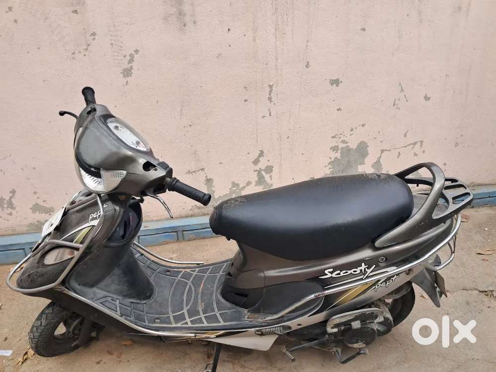 Scooty pep plus in grey colour. - Scooters - 1806283740