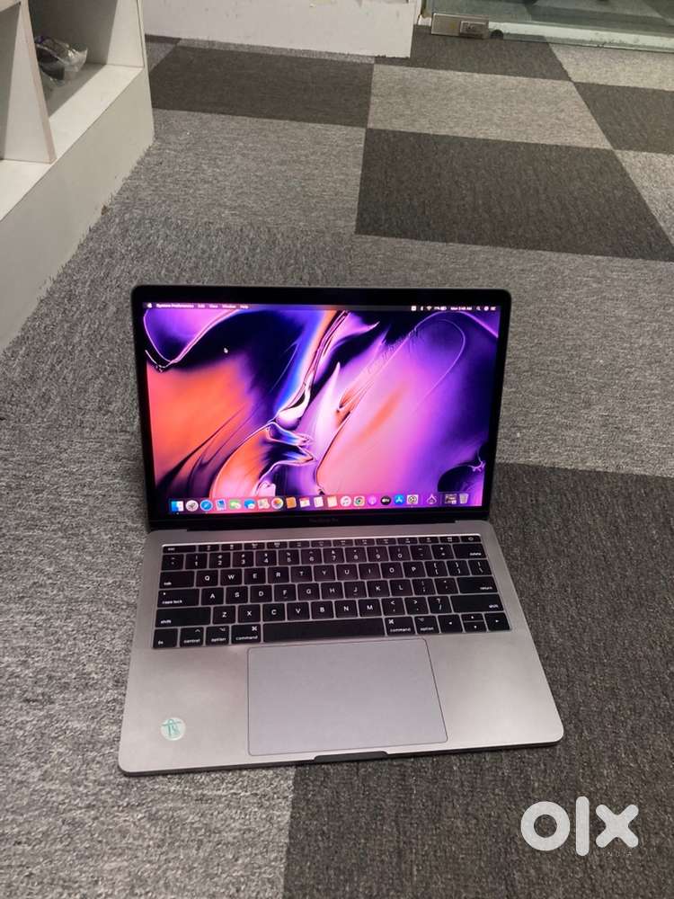 Apple MacBook Proi513inch A1708 2017 Display Line come after 4hr usage - Computers & Laptops ...
