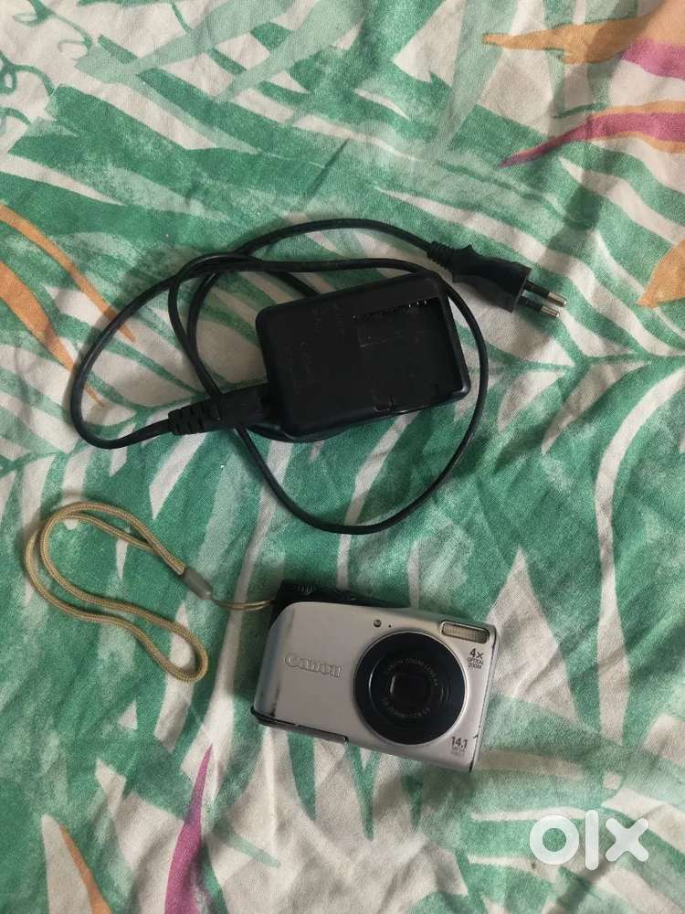 Canon hand camera - Cameras & Lenses in JNTU, Hyderabad - 1830749335