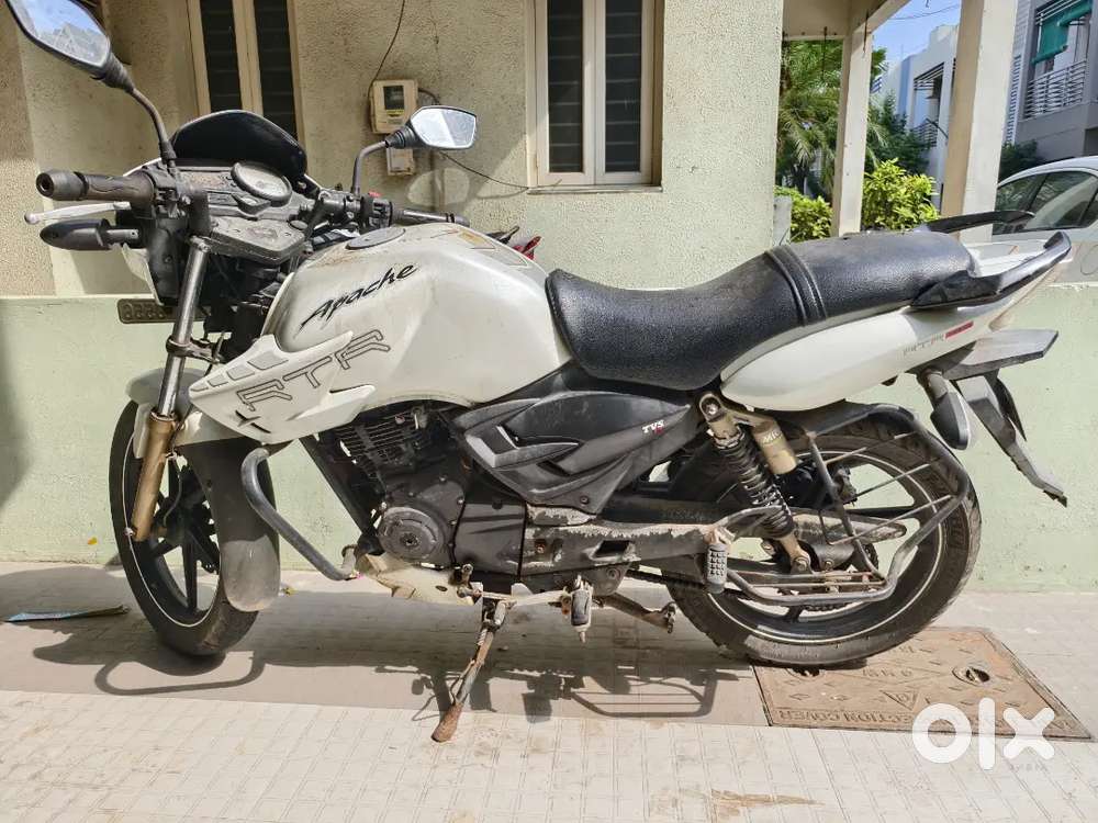 TVS APACHE 180 CC white colour - Motorcycles - 1820936276