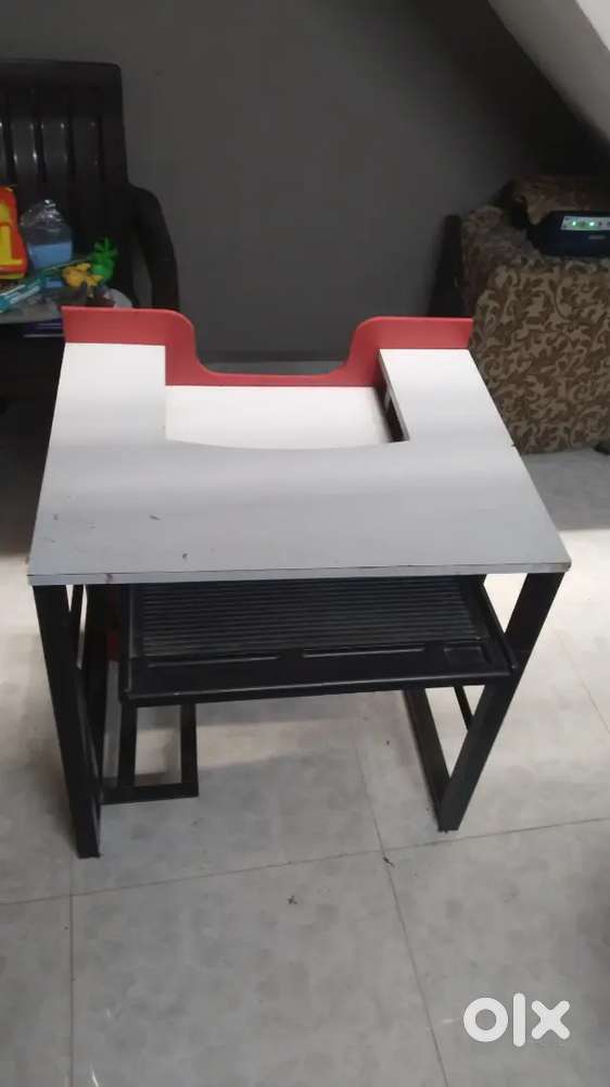 Computer work Table - Home Decor & Garden - 1799275570