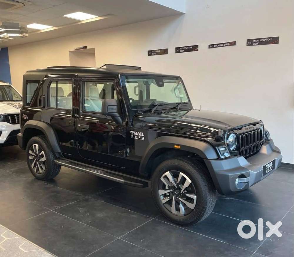 Mahindra Thar Roxx available without waiting all variants & colors ...