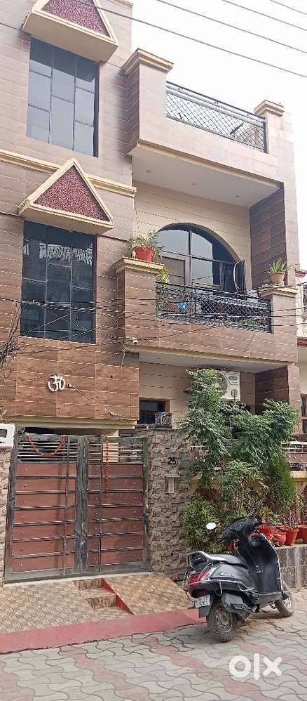 Triple Story good condition House in baltana - For Sale: Houses ...