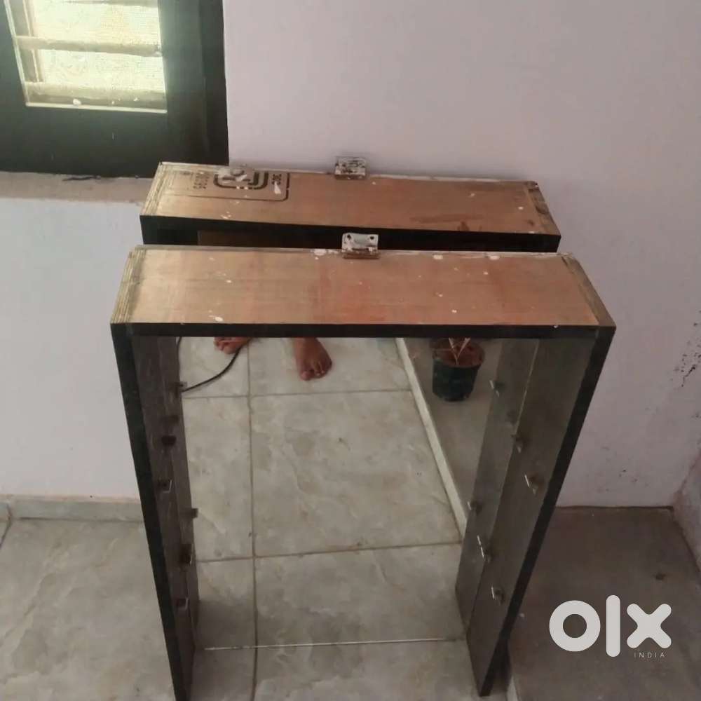 Showcase with glass sport shoes - Home Decor & Garden - 1811111142