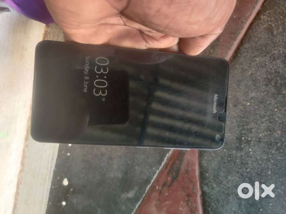 Microsoft Lumia 650 - Mobile Phones - 1809560567