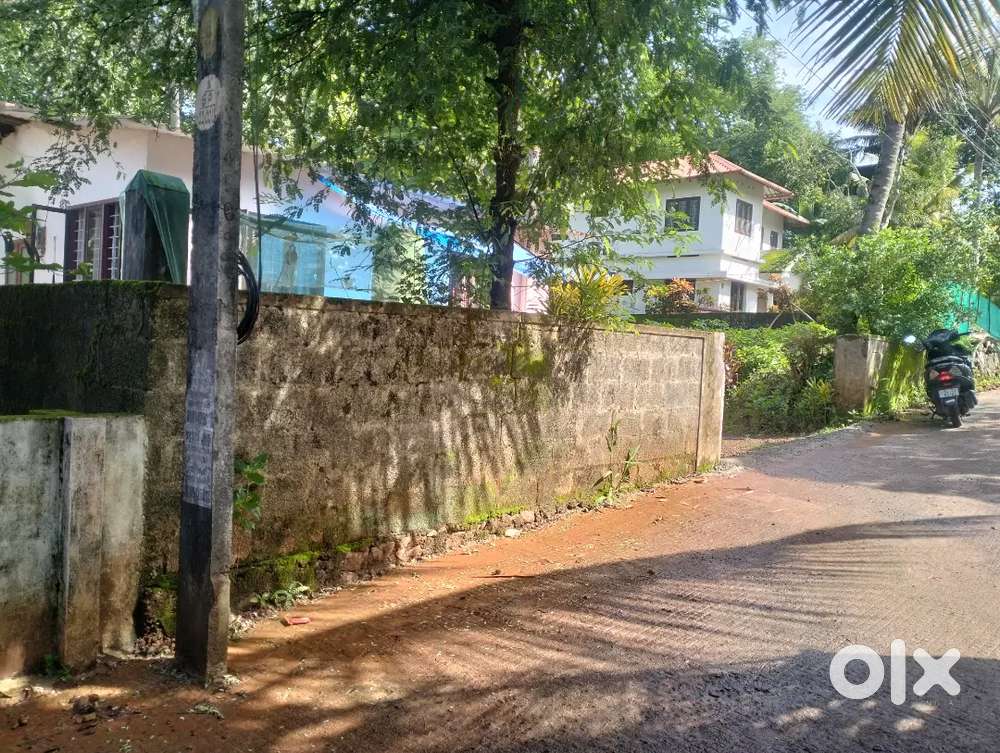 10 cent land for sale, with a small house - Lands & Plots - 1810301284