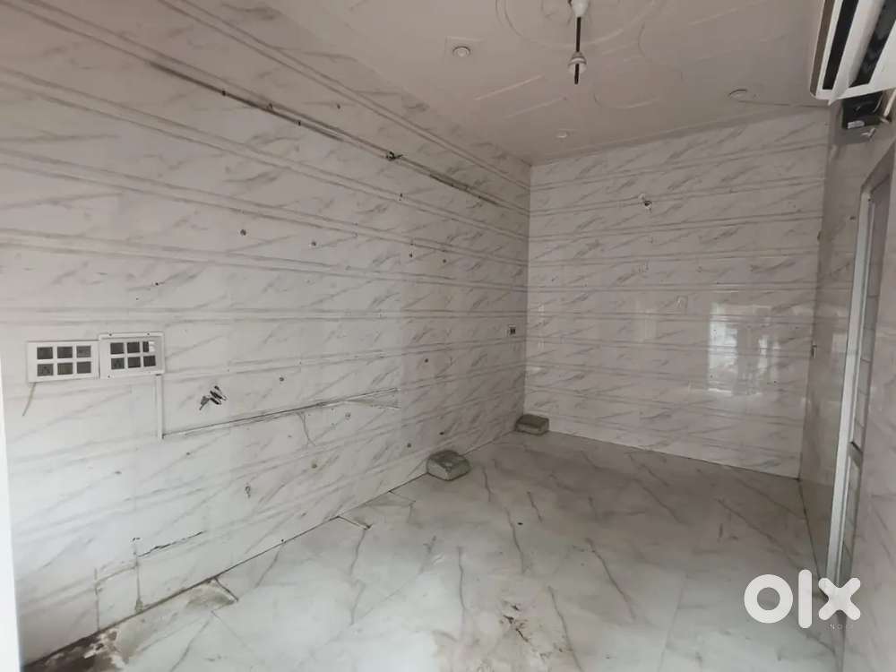 Shop available for rent - For Rent: Shops & Offices - 1792552359