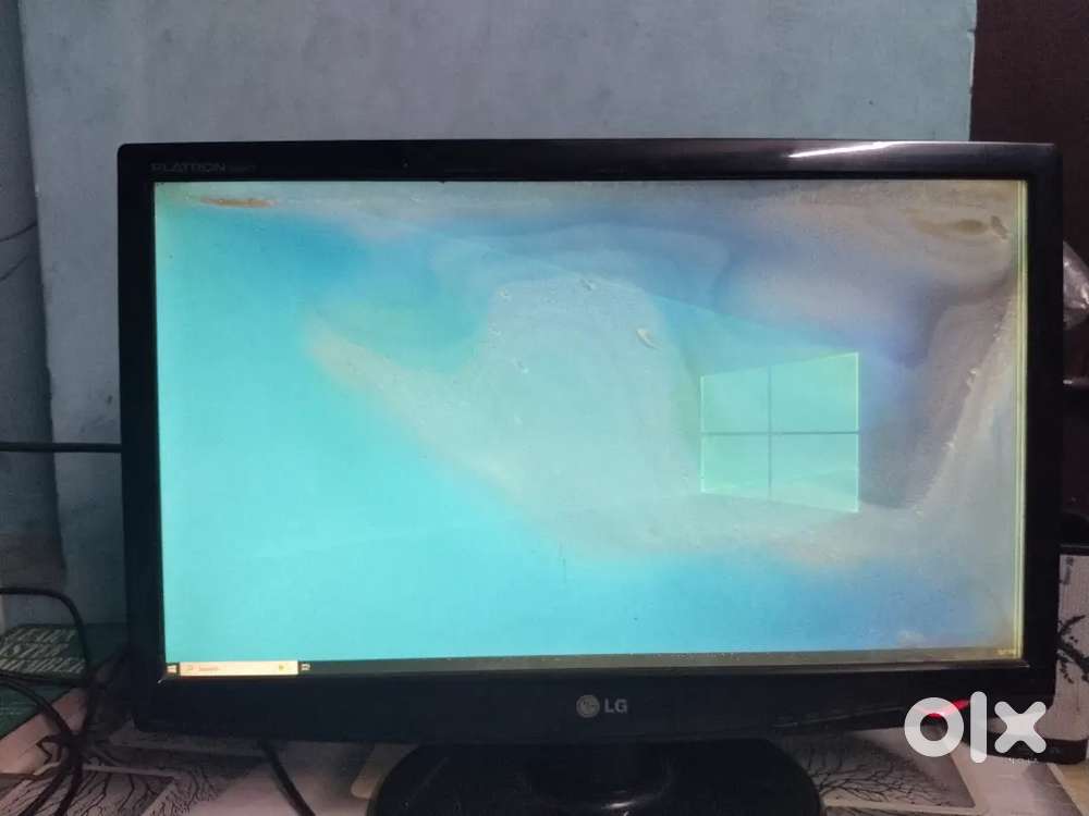 Lg monitor - Hard Disks, Printers & Monitors - 1807618211