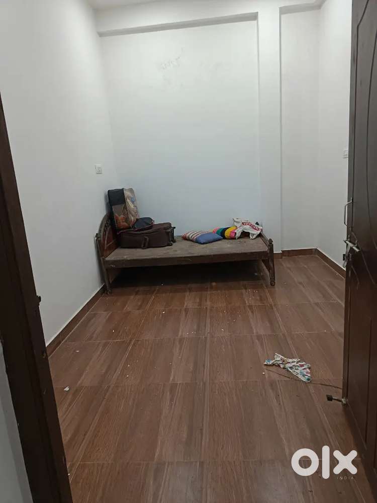 Room For Rent - Houses & Apartments For Rent in India | OLX