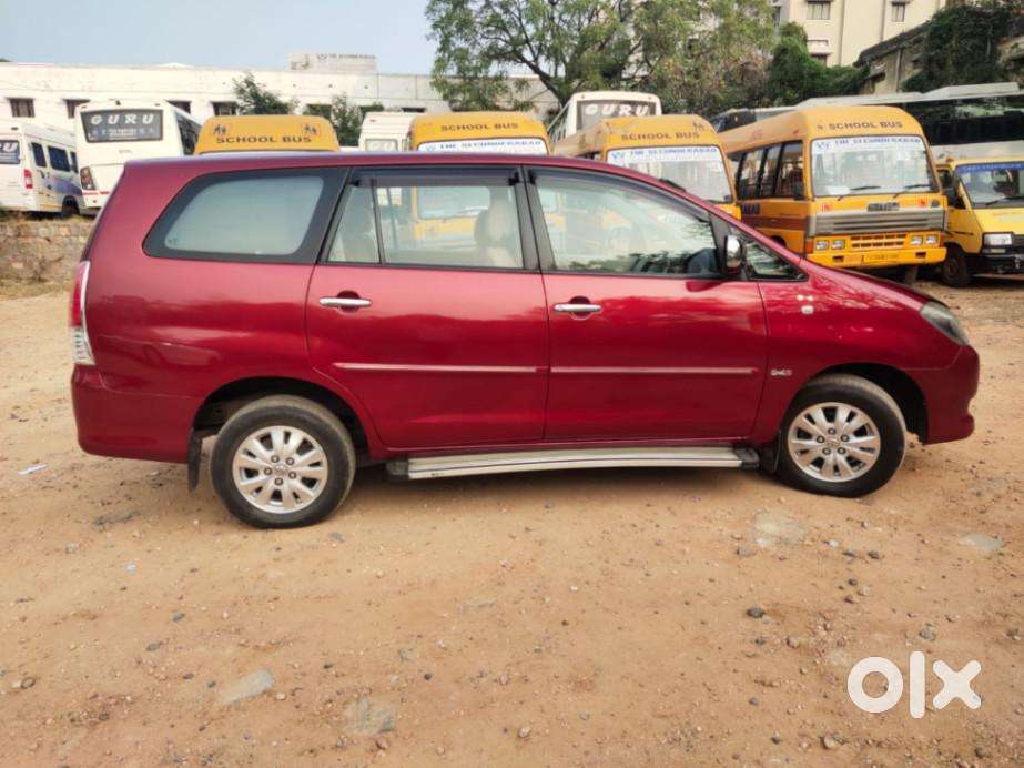 Toyota Innova 2004-2011 2.5 V Diesel 8-seater, 2009, Diesel - Cars ...