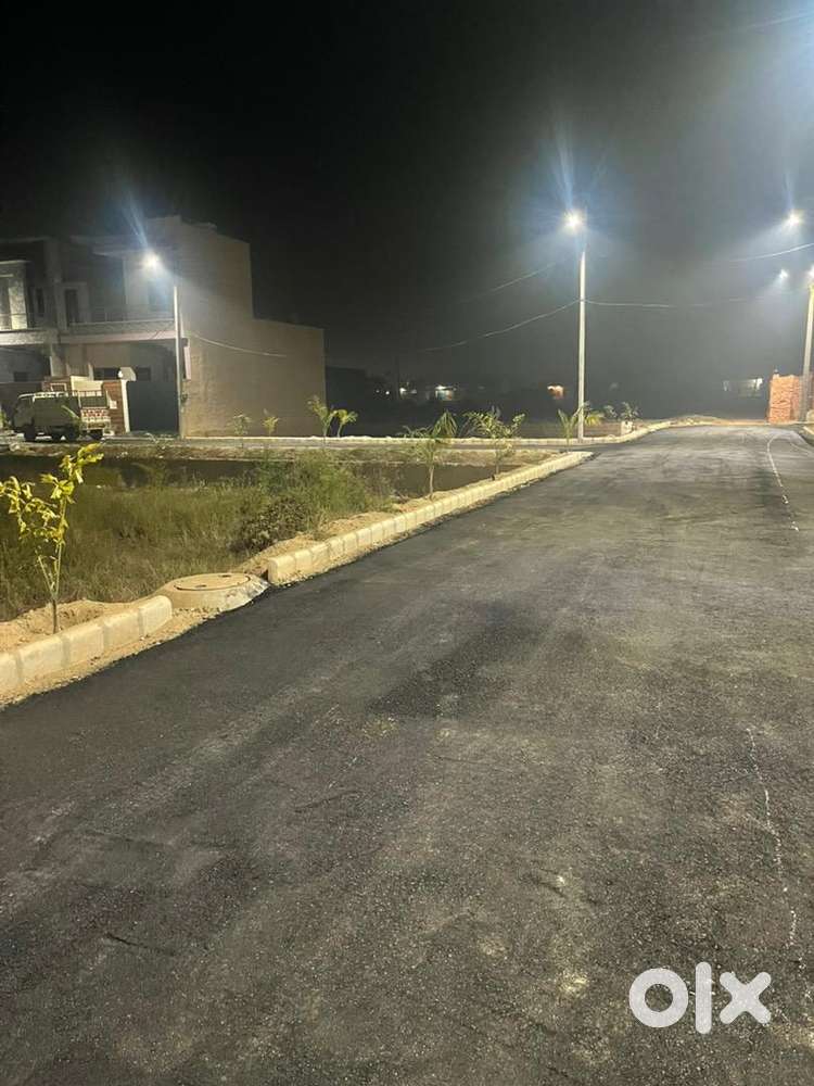 120 yard corner plot for sale in prime location - Lands & Plots ...