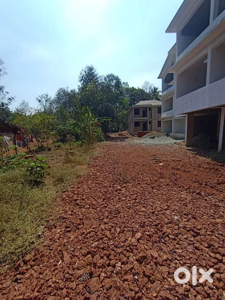 Sancoale shinoli plot 300 sqmt , 60 lakhs. Broker excuse - Lands ...