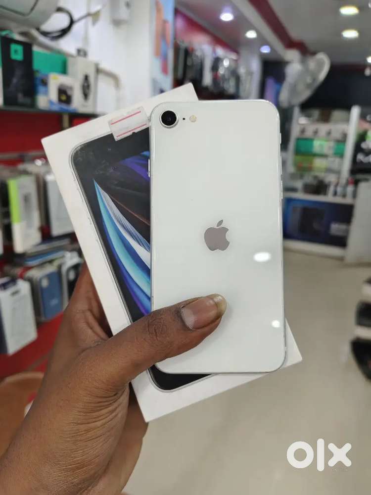 iPhone se ( 128gb ) white colour - Mobile Phones - 1809625174