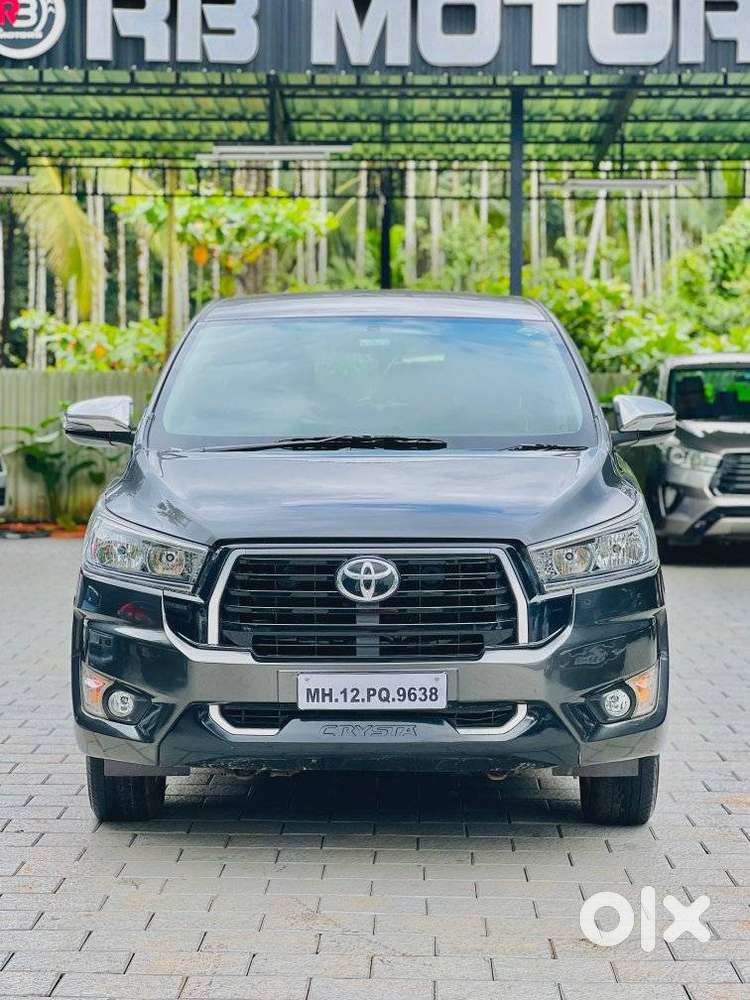 Toyota Innova Crysta 2.4 G Plus MT 7 STR, 2018, Diesel - Cars - 1819266048