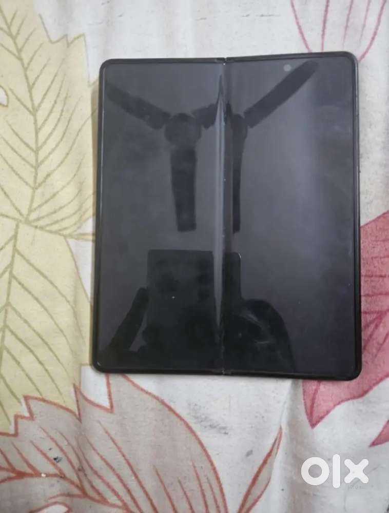Fold 3 no bill box no charger - Mobile Phones - 1779759080