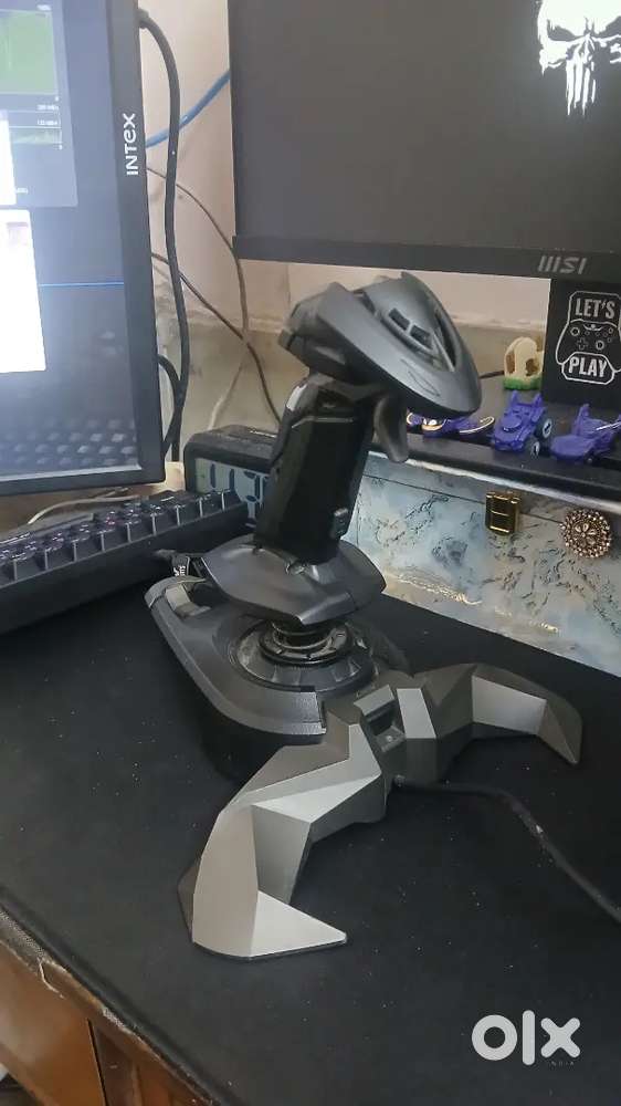 Saitek Cyborg V.1 Flight Simulator Joystick - Games & Entertainment ...